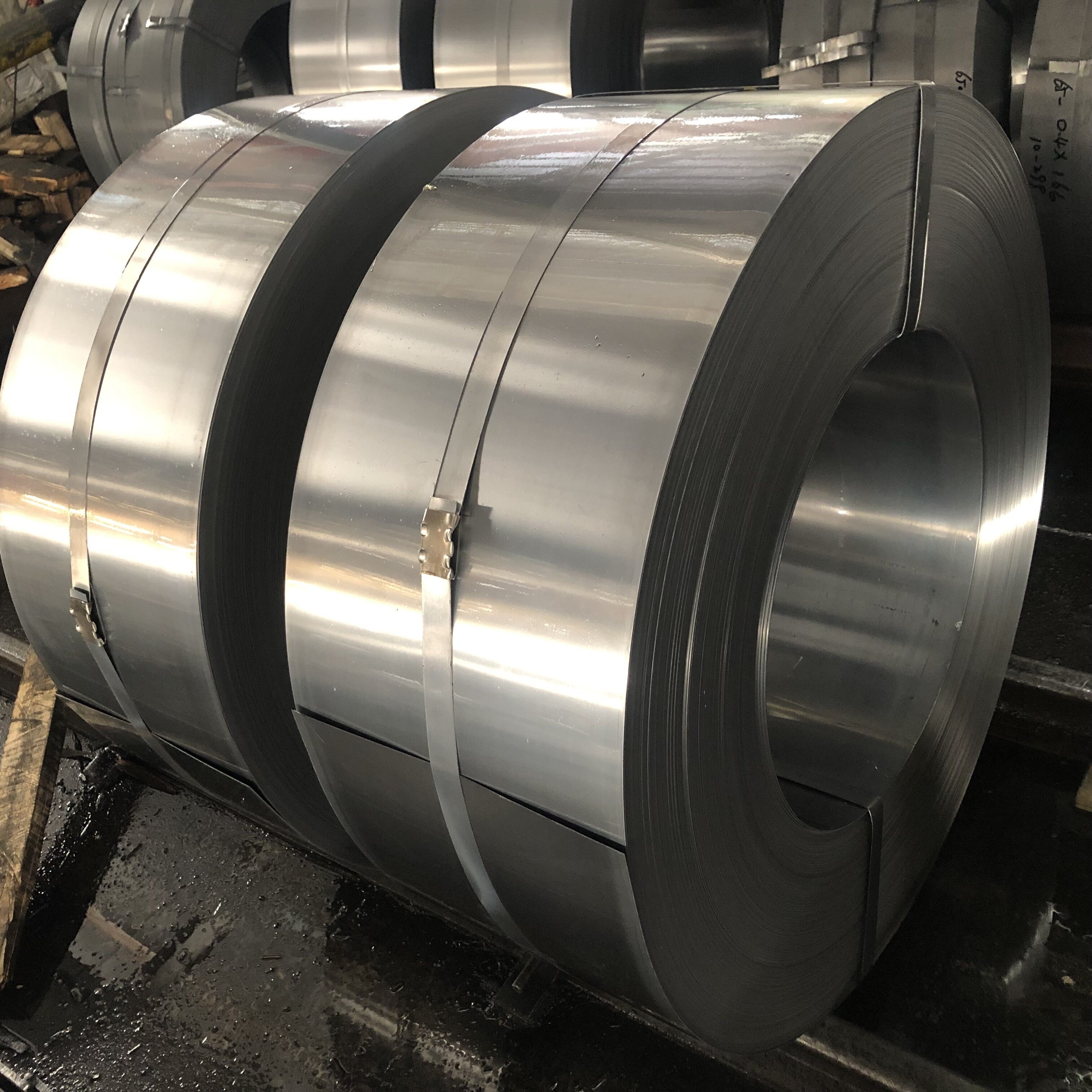 ASME 304L Coil Plate Hardened & Tempered Stainless Steel Strip 29 Gauge ...