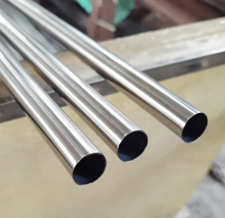 Round ASTM 316L Thin Wall Stainless Steel Pipes Surface Bright Polished ...