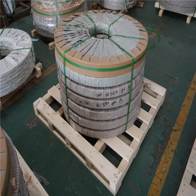 Polished Mirror Stainless Steel Strip Iron Roll 18mm ASTM 309S 410